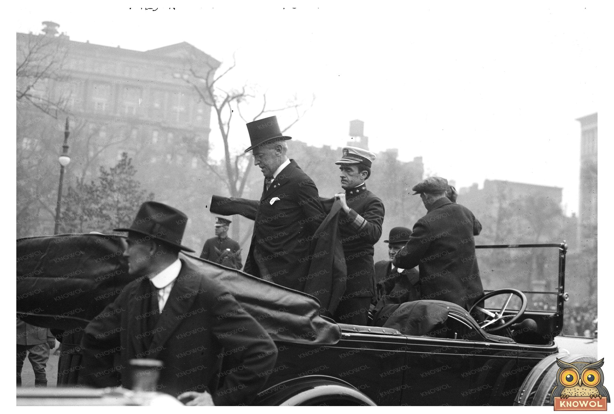 President Wilson with Admiral Grayson, WWI Era – KNOWOL