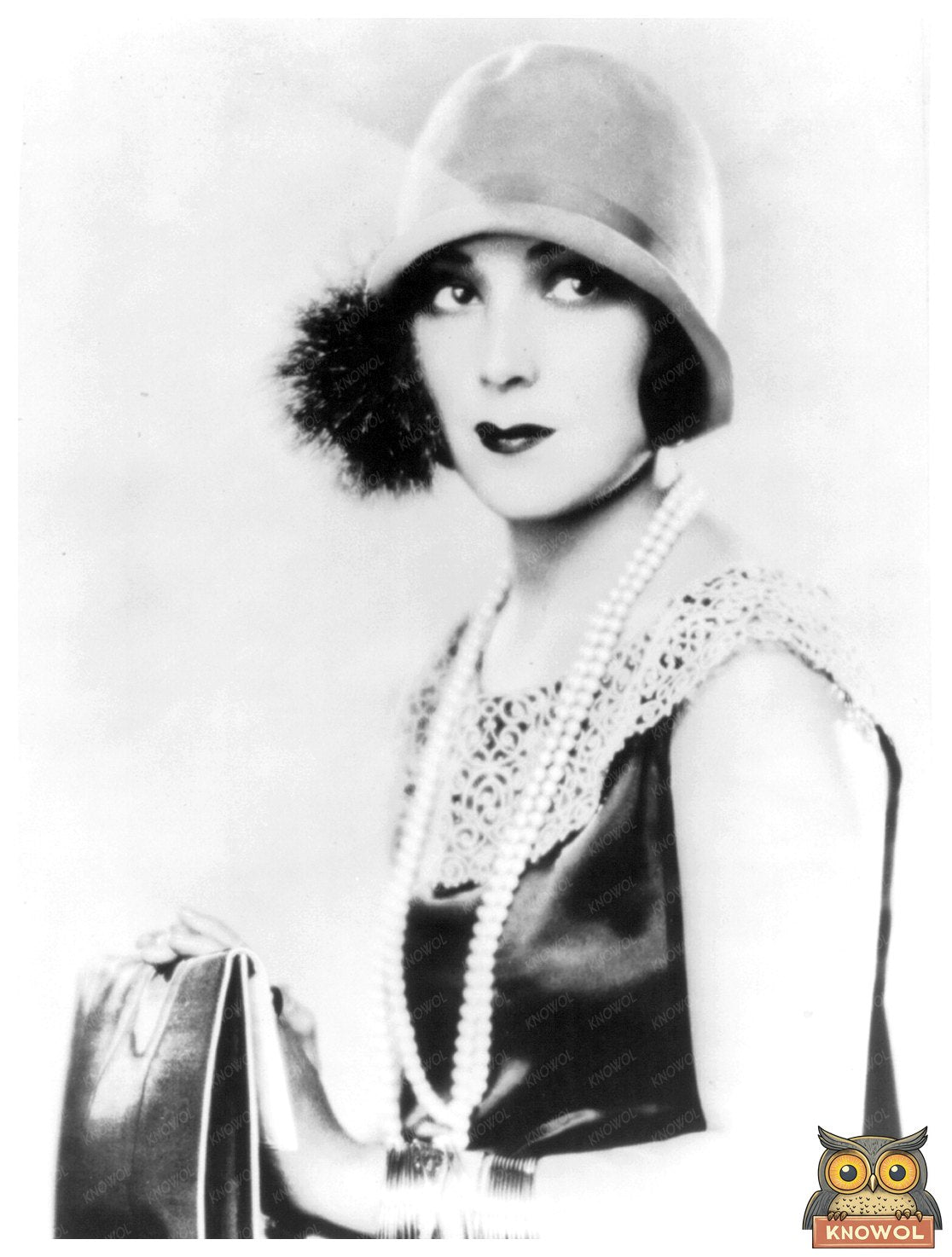 Timeless Elegance: Pioneering Actress of Early Hollywoo... – KNOWOL