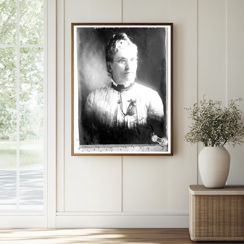 Elegant Bust of Susa Young Gates - Early 20th Century – KNOWOL