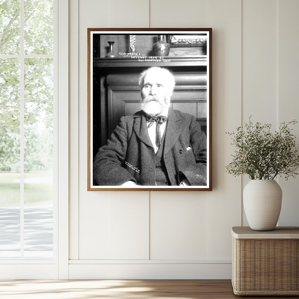 Keir Hardie: Pioneering Labor Leader Bust, 1909 – KNOWOL