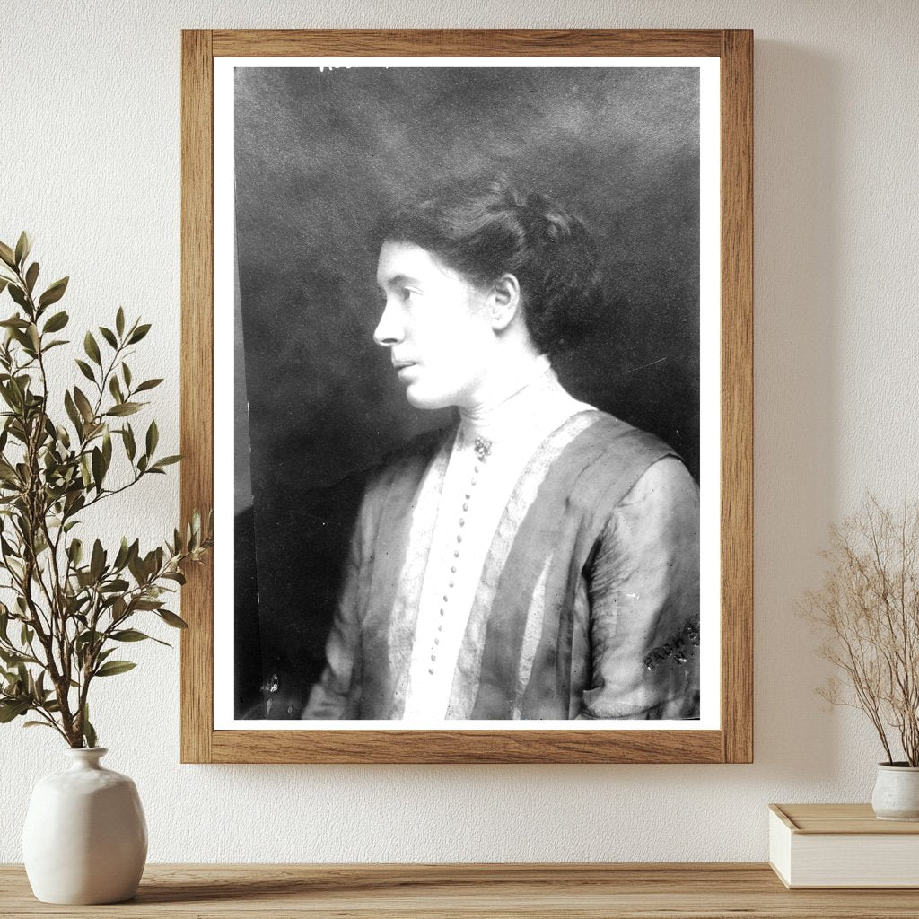 Empowering Activist Rose Pastor Stokes in Portrait – KNOWOL