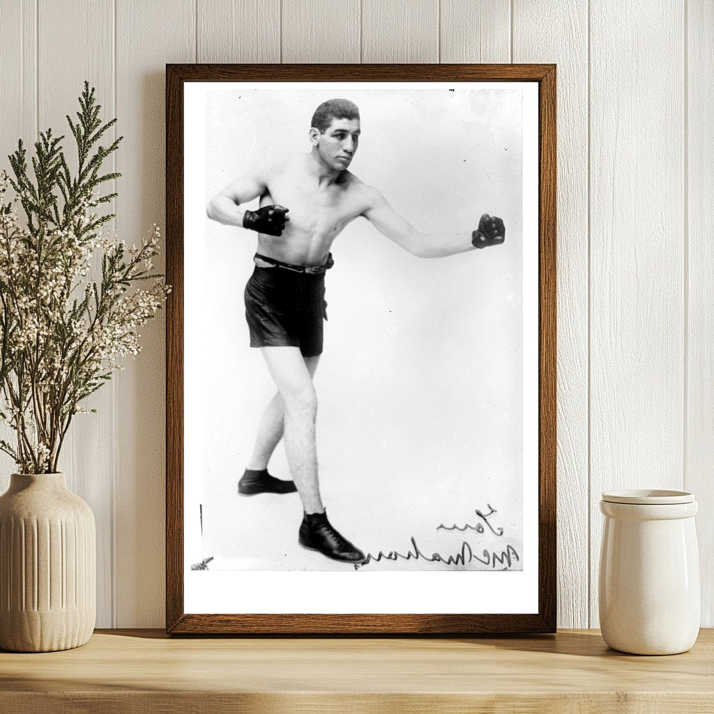 Historic Boxing Match from Early 20th Century Era – KNOWOL