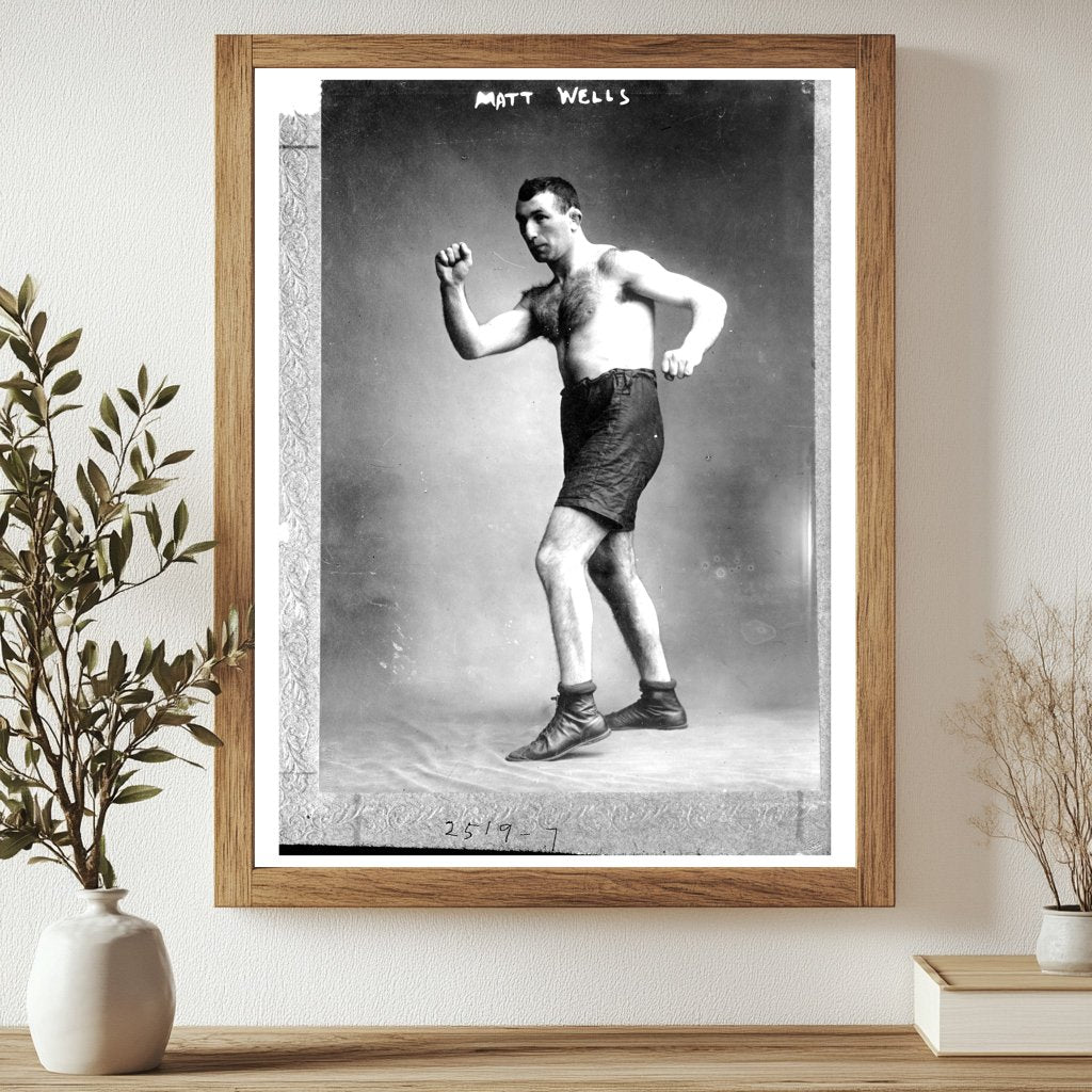 Legendary Boxer Matt Wells in Action, 1910s – KNOWOL