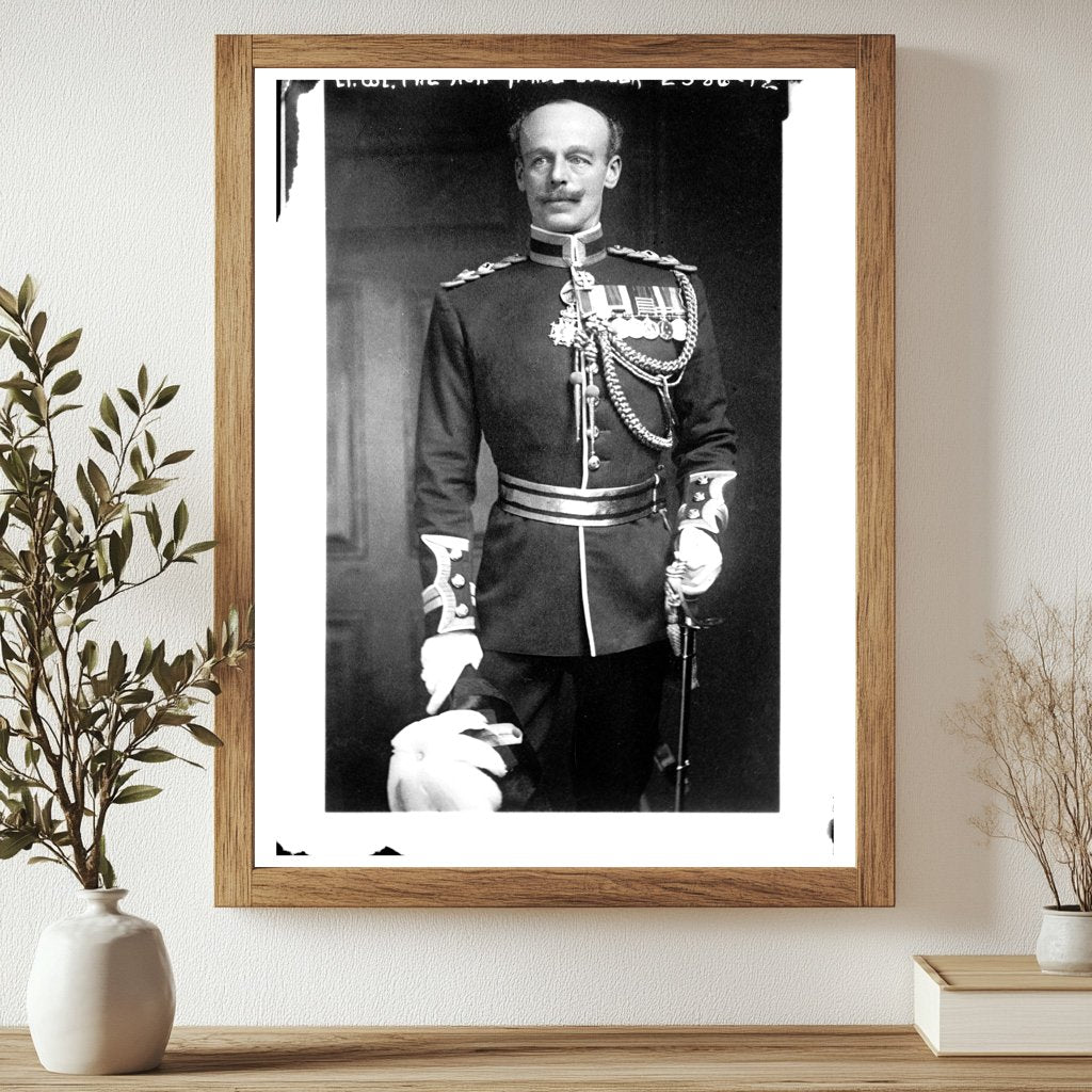Noble British Lieutenant Colonel in Historic Portrait – KNOWOL