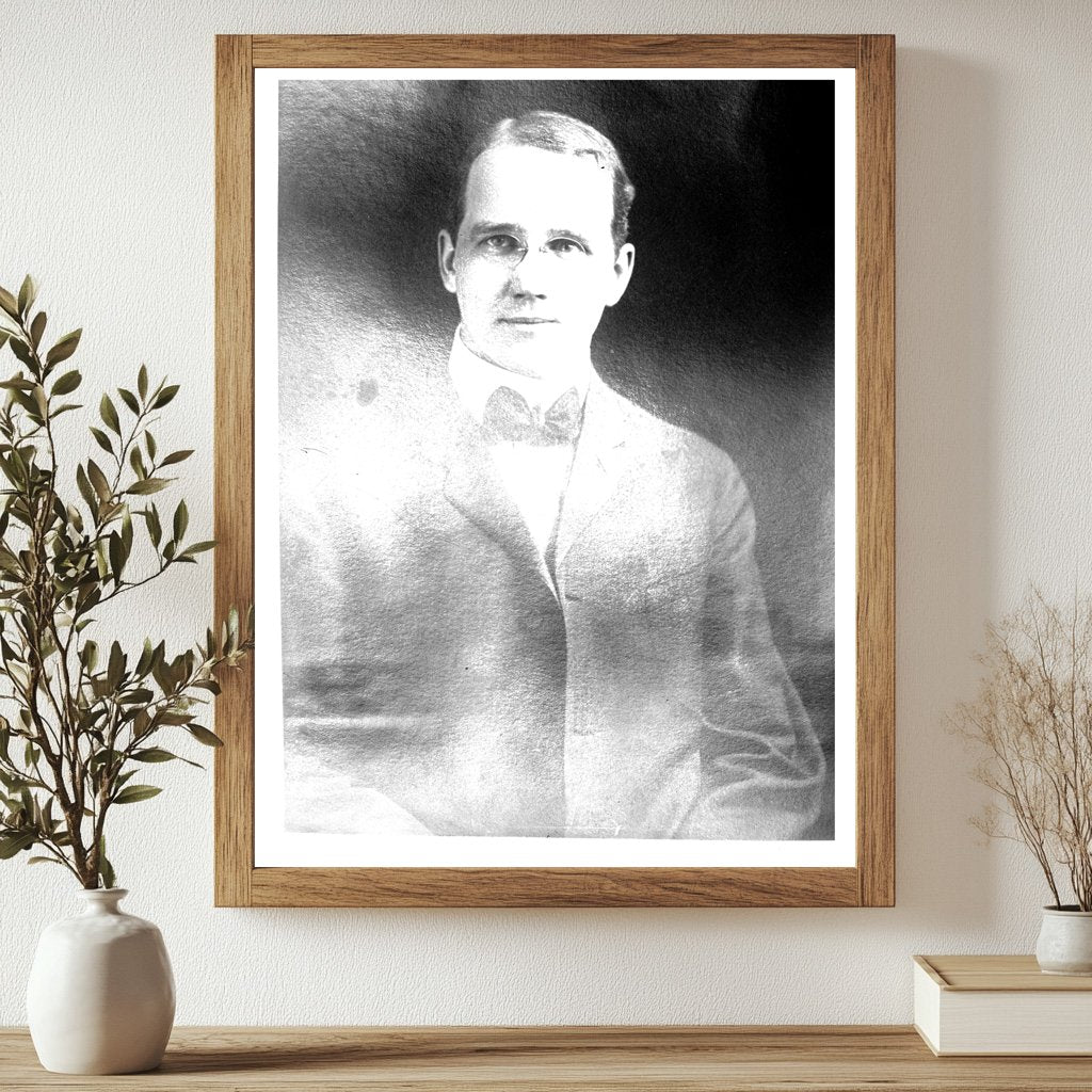 Early 1900s Portrait of a Visionary Leader – KNOWOL