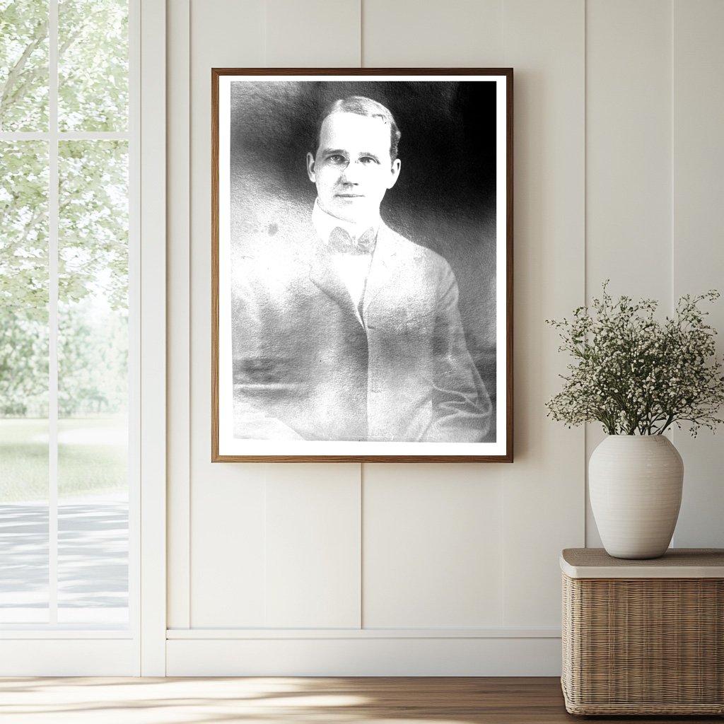 Early 1900s Portrait of a Visionary Leader – KNOWOL