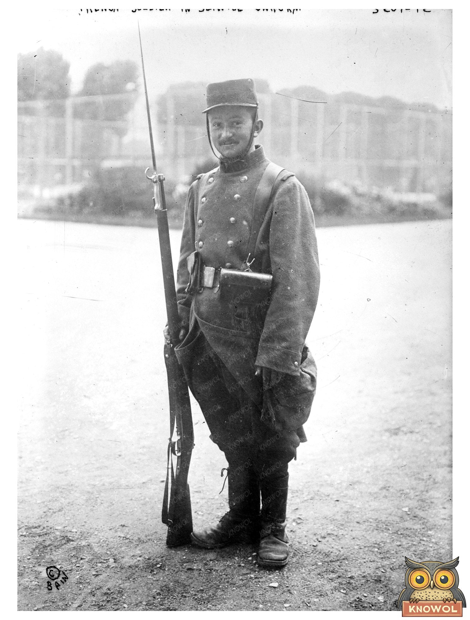 Brave French Soldier in World War I Uniform, 1914 – KNOWOL