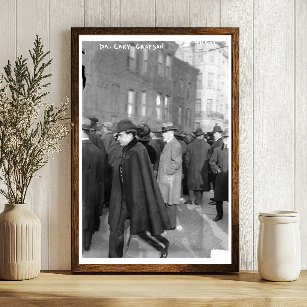 Dr. Grayson at Admiral Deweys Historic Funeral, 1917 – KNOWOL