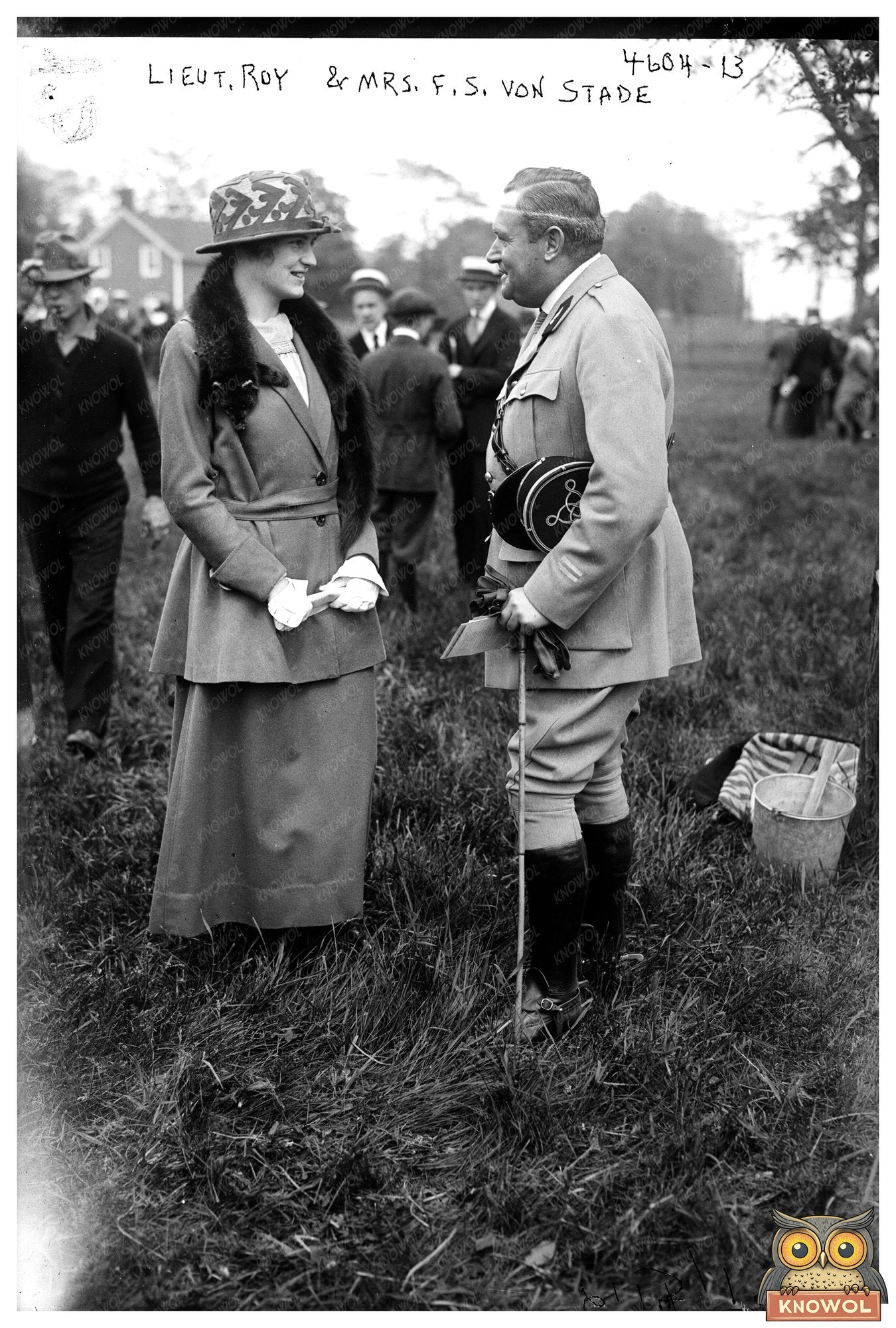 World War I Era Portrait of Lieut. Roy & Spouse – KNOWOL