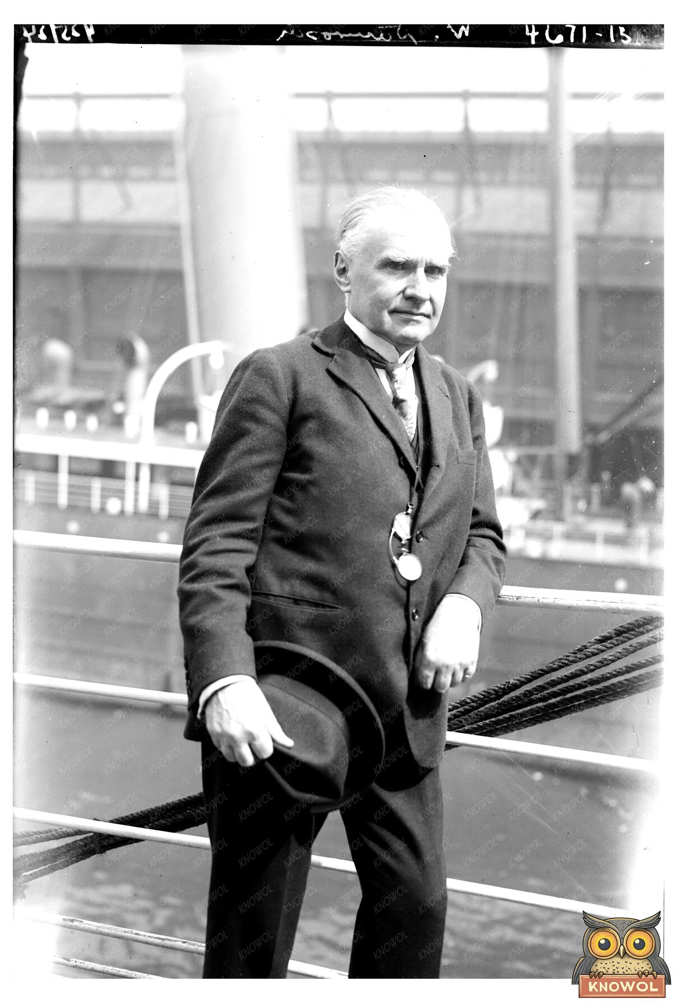 Iconic Portrait of a 1920s American Music Legend – KNOWOL