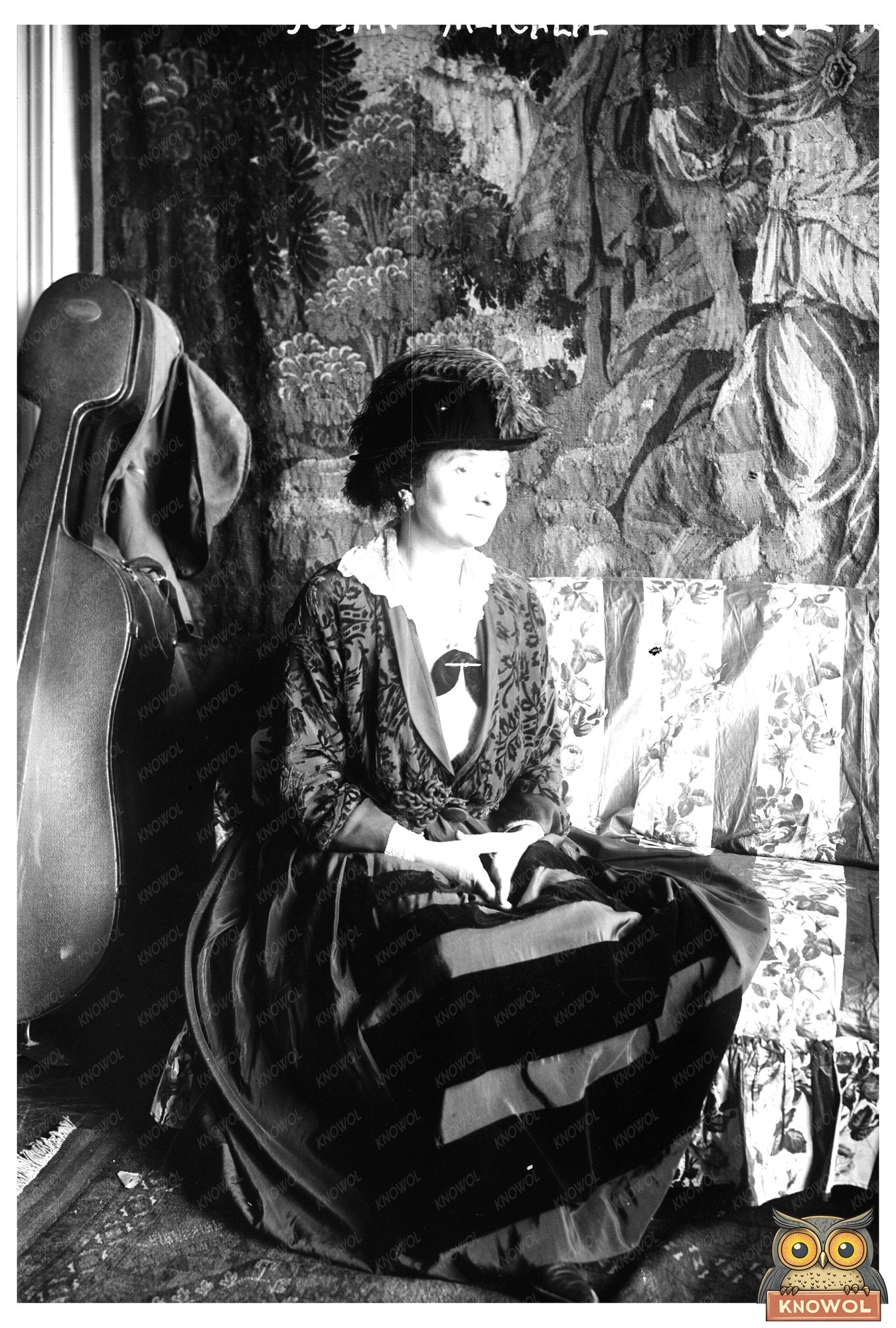 Early 20th Century Portrait of Susan Metcalfe – KNOWOL