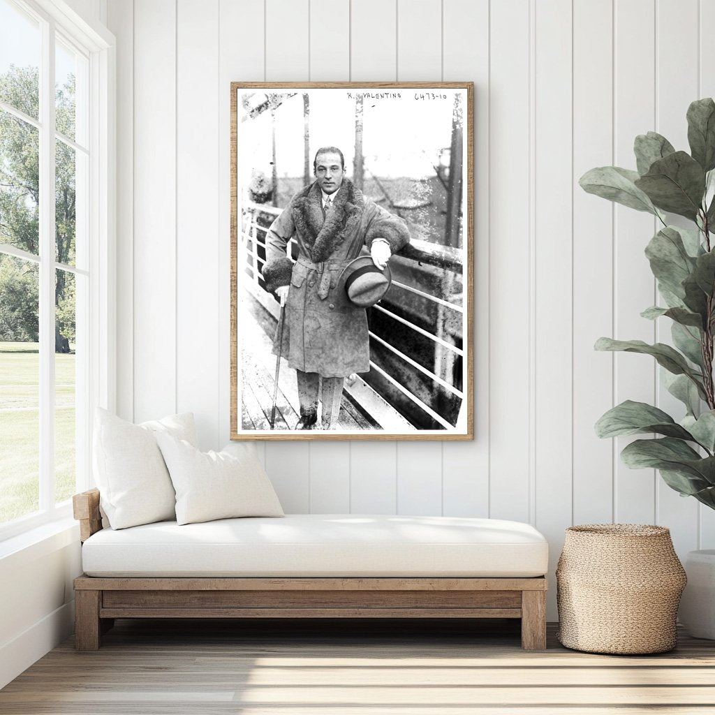 Iconic Silent Film Star Rudolph Valentino Portrait – KNOWOL