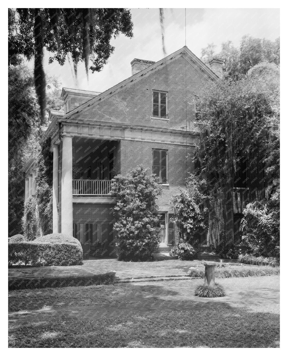Wm. Weeks Hall in New Iberia, LA - Historic Photo 1953 – KNOWOL