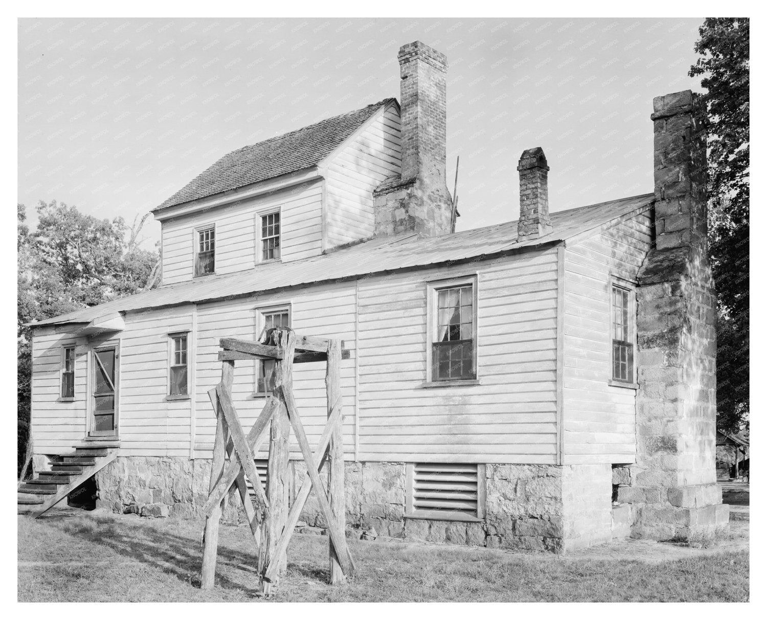 Vintage Guest House, Louisburg, NC - 1941 Architecture – KNOWOL